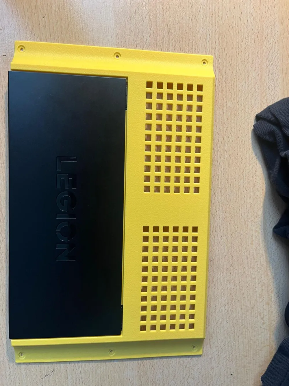 Lenovo Legion Go backplate by PatrickBlack MakerWorld: Download Free 3D ...