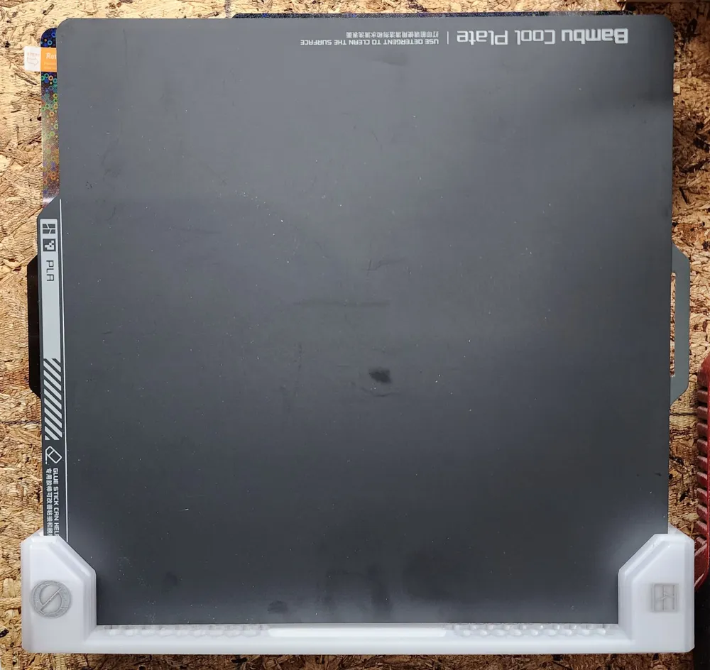 Build Plate Wall Mount for both X1C\P1P and MK3/4 by addohm - MakerWorld