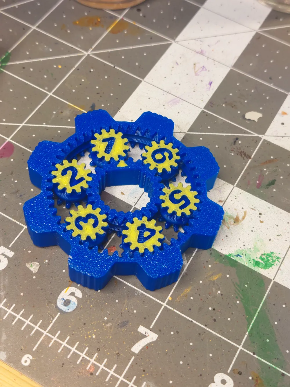 D6 Spinner Fidget by drdudefella MakerWorld: Download Free 3D Models