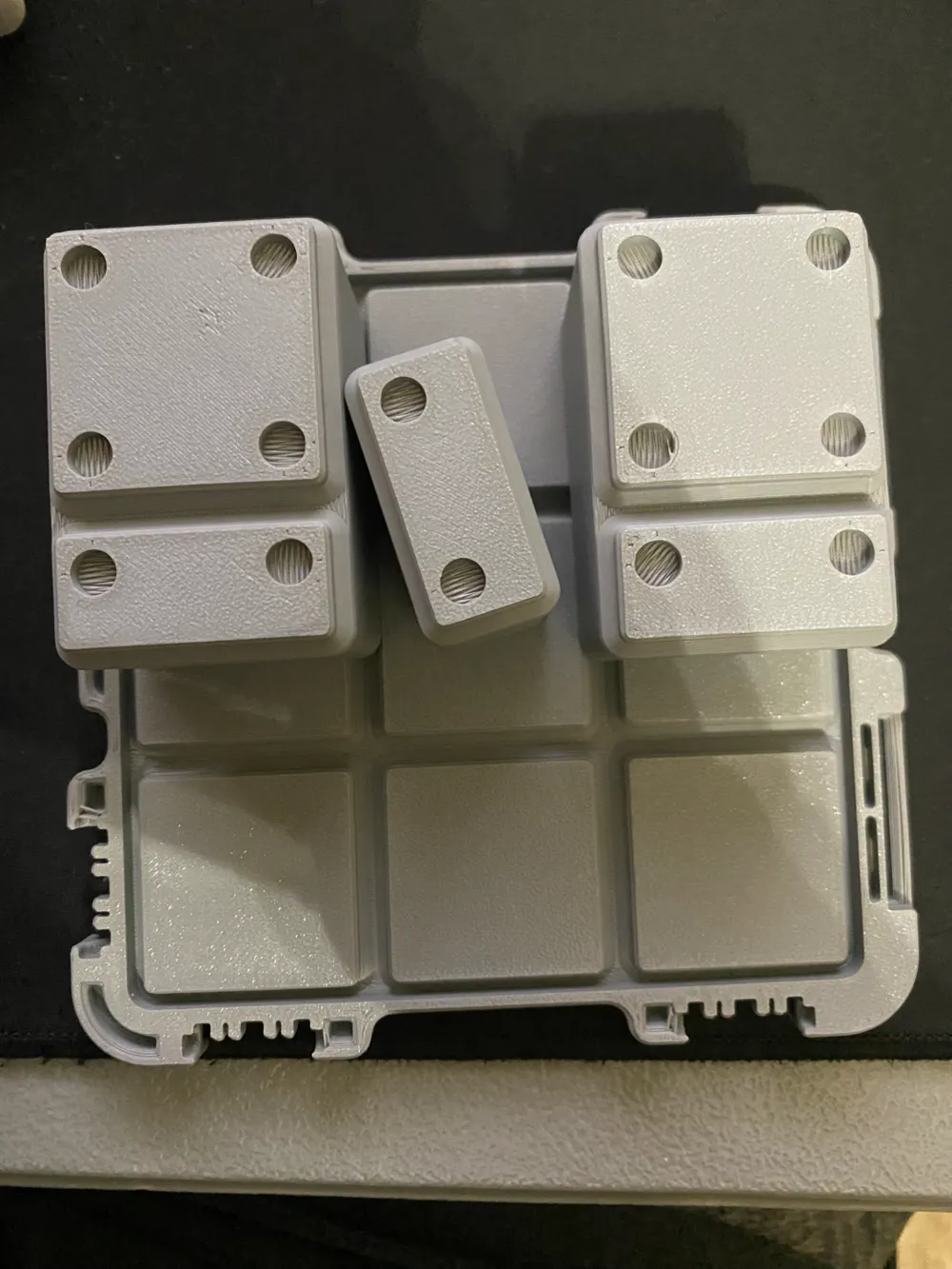 Gridfinity Bin 1 x (.5) x 5u by fam.guzman1234 - MakerWorld