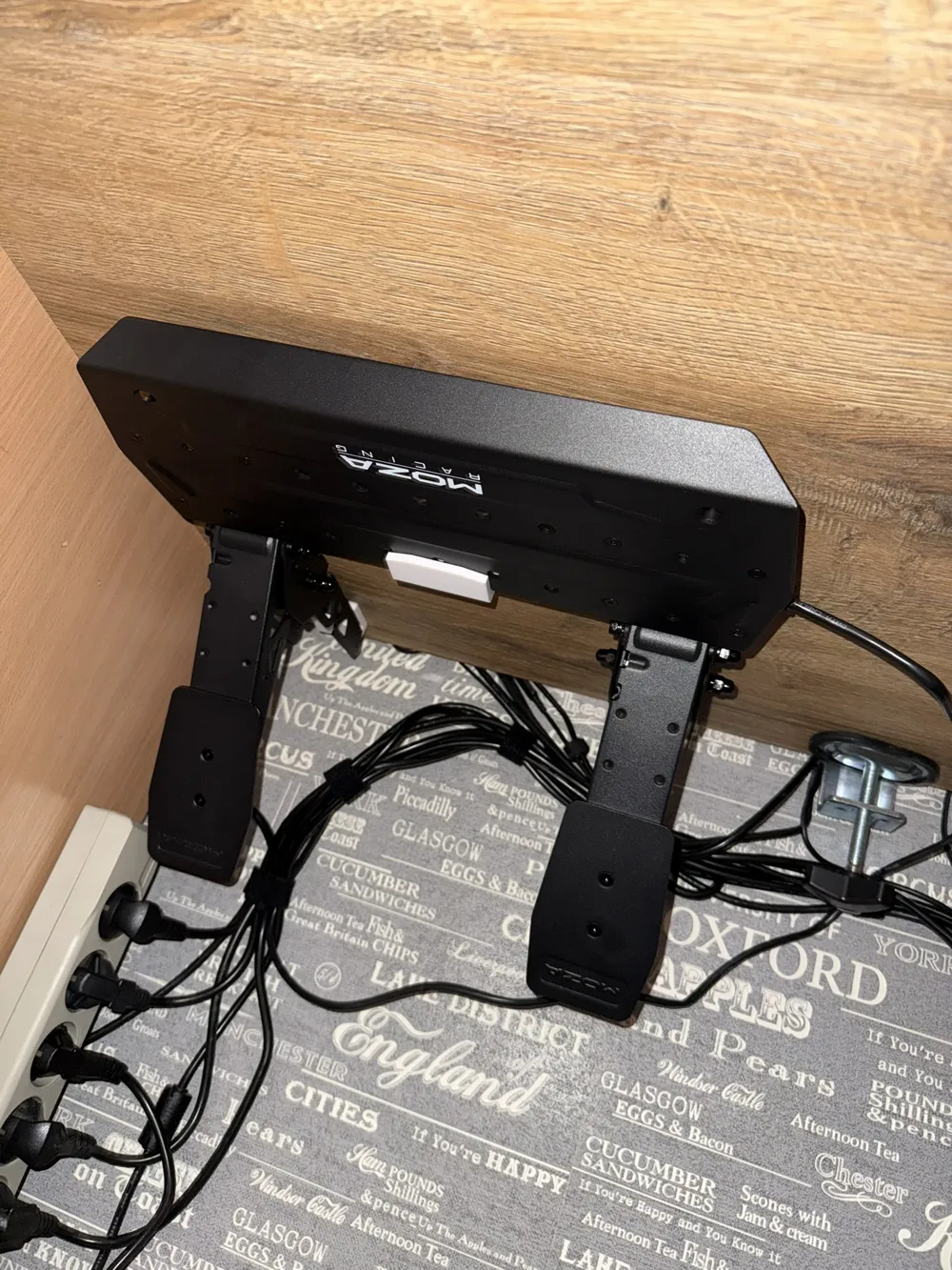 SR-P Lite Pedal Under Desk Mounts|Moza R3 R5 - Free 3D Print Model ...