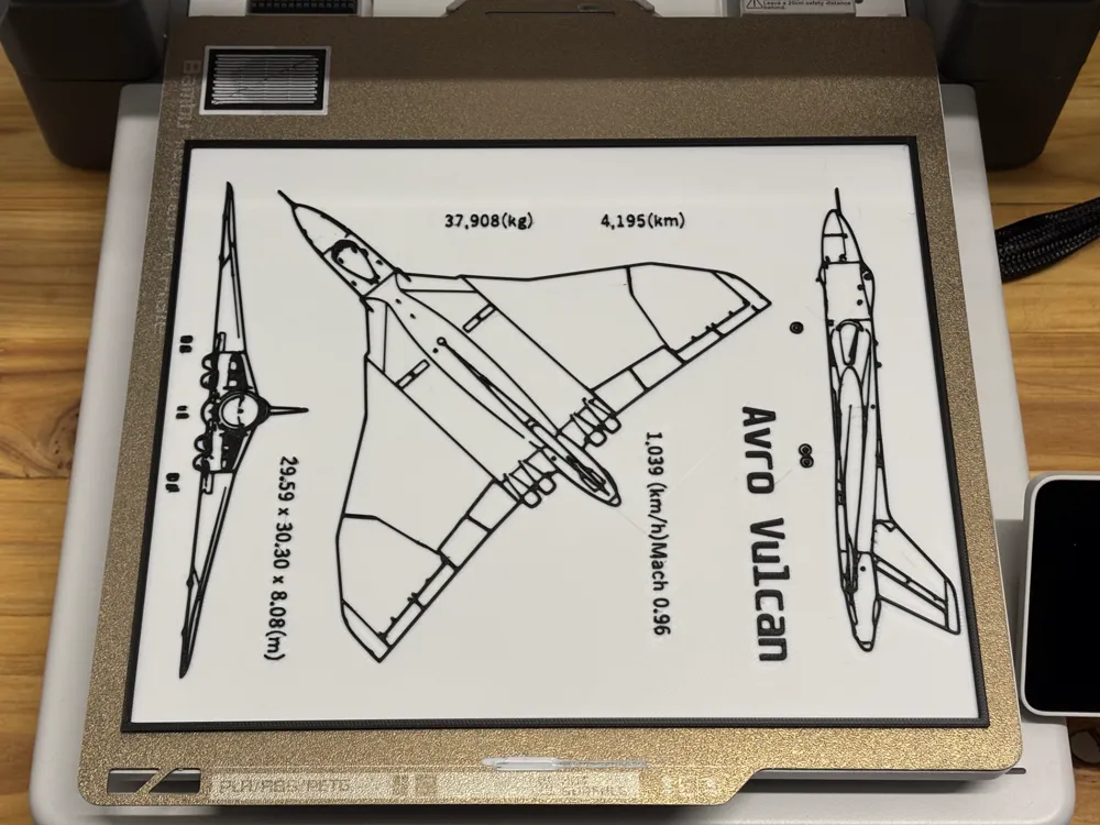 Avro Vulcan - Blueprint - Technical Drawing Remixed by PaperPlaneLab - 纸飞机工作室 - MakerWorld