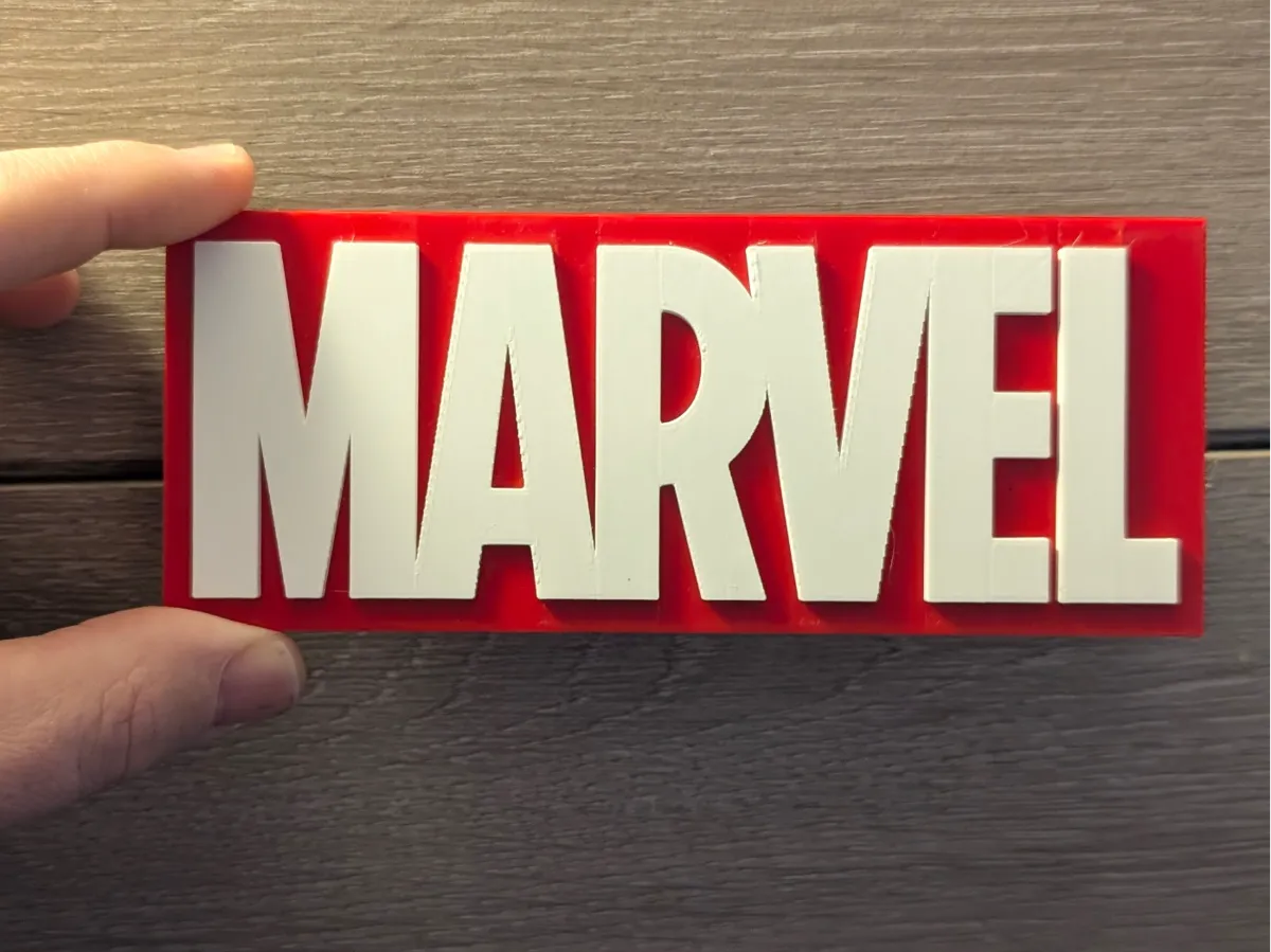 Marvel Comics MCU-Logo Hängeplakette – Kostenloses 3D-Druckmodell ...
