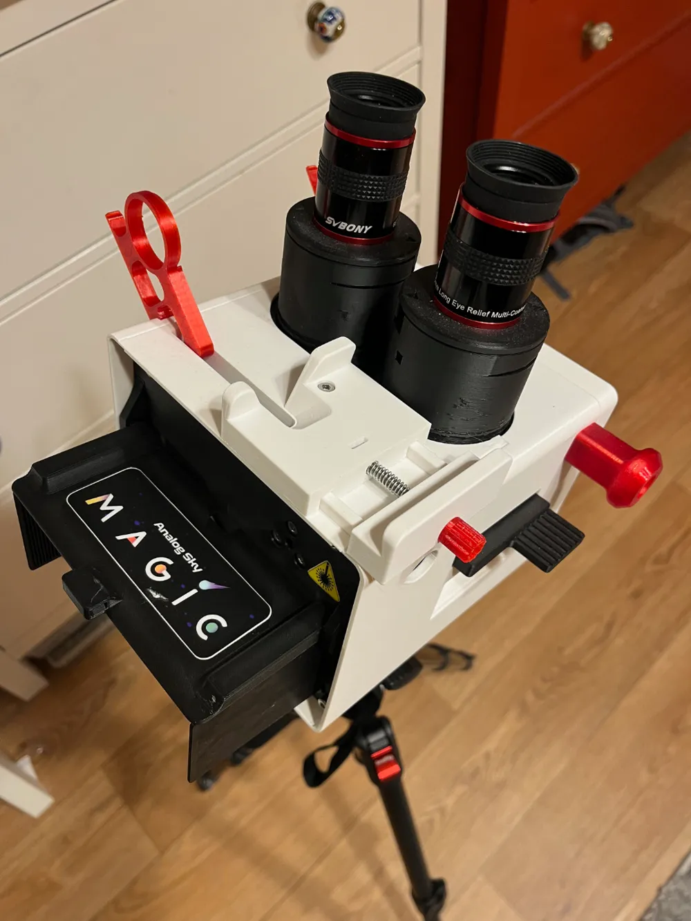 Phone holder | Analog Sky Magic by Ivo Laryš - MakerWorld