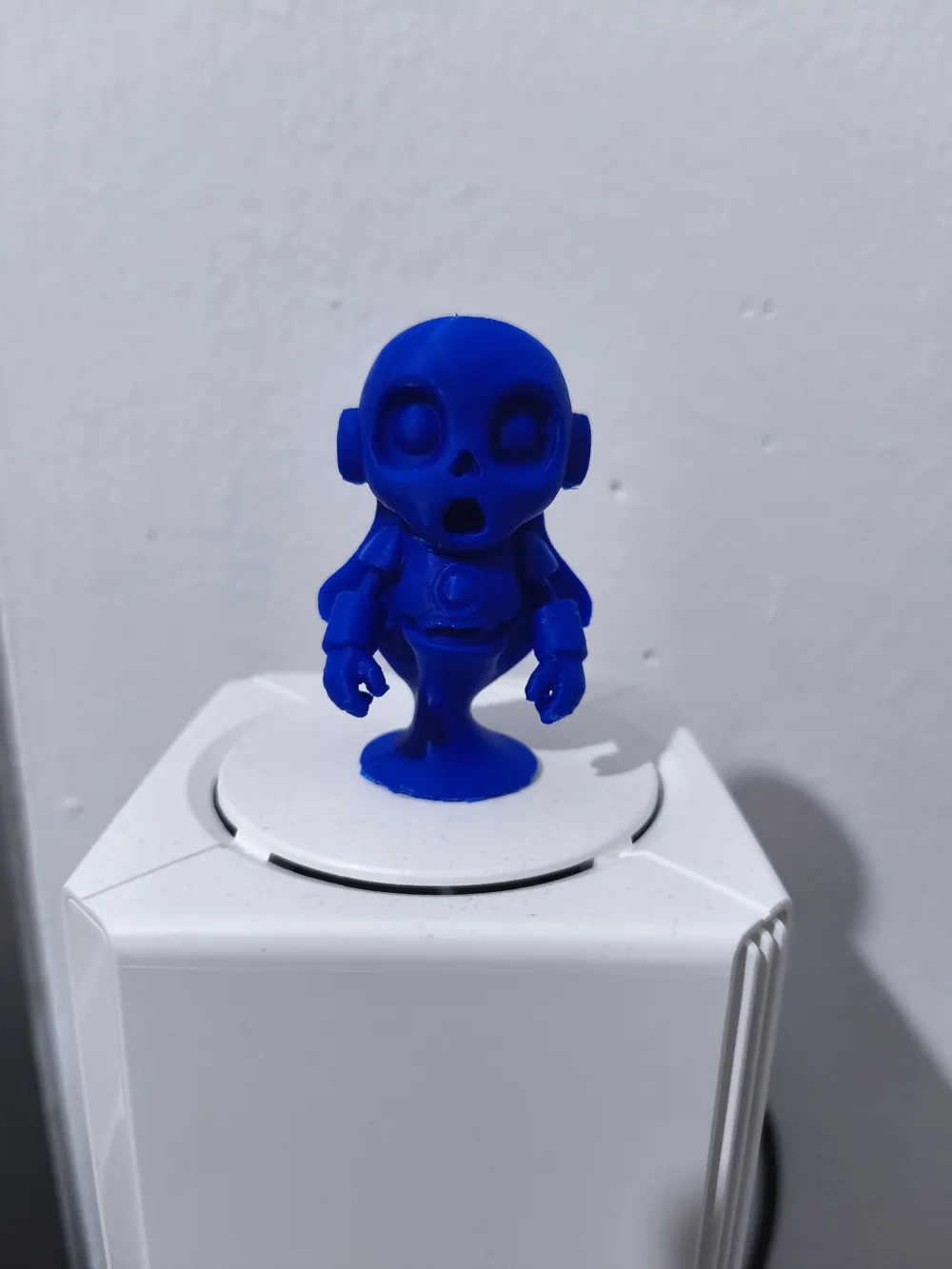 Ghost Robot (Fantasm‑Bot) - Free 3D Print Model - MakerWorld