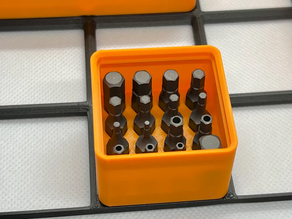 Stapelbarer Gridfinity-Hex-Bit-Organizer (8 Größen) von Max - MakerWorld