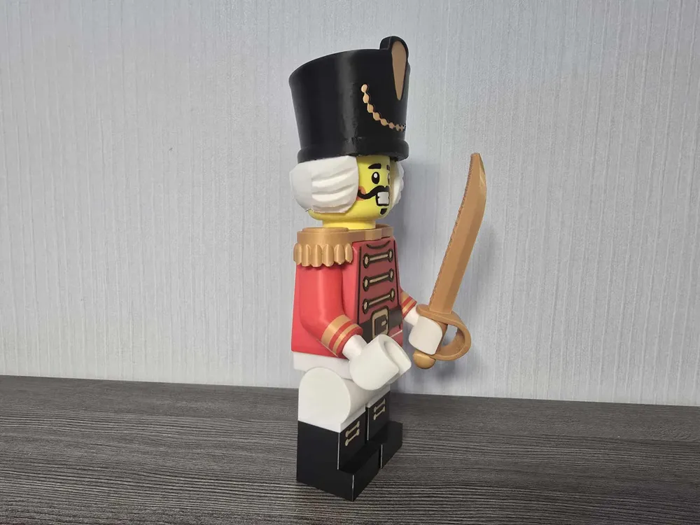 Nutcracker Costume Guy * 500% ~25 cm - Free 3D Print Model - MakerWorld