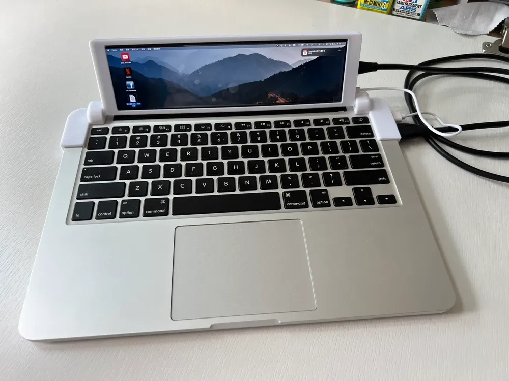 Macbook Portable Monitor stand - Free 3D Print Model - MakerWorld