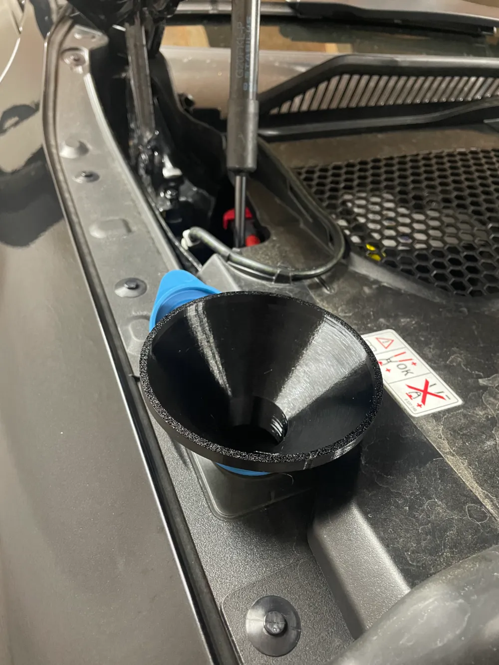 BMW Fx wish water funnel by reifialex - MakerWorld