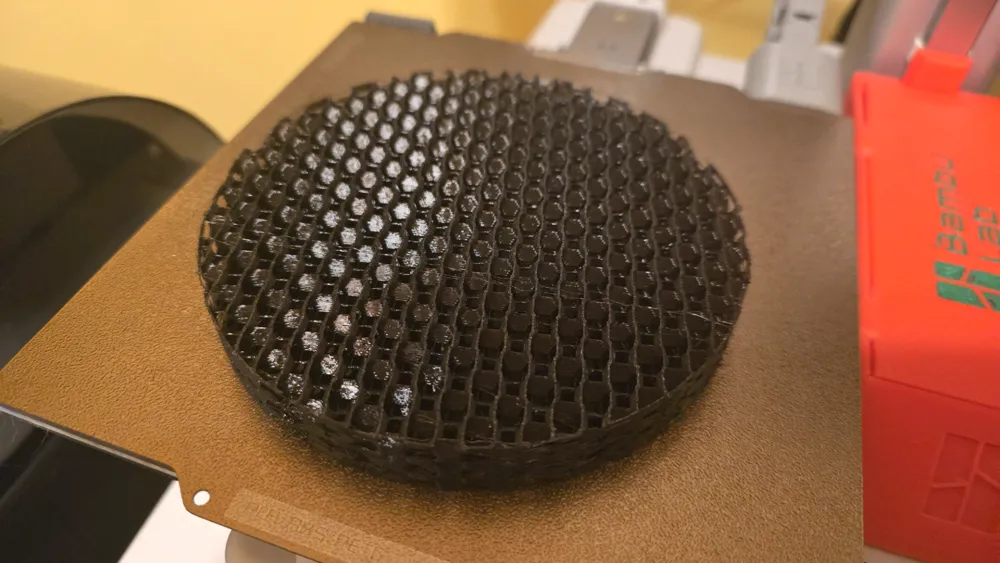 TPU fidget squishy rubber TOY honeycomb PAD by smigi MakerWorld ...