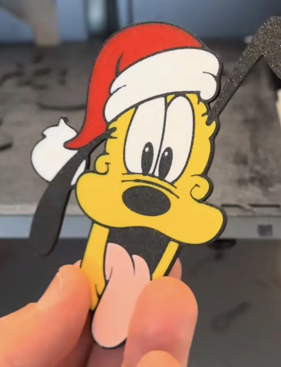 Disney Holiday Magnets - Free 3D Print Model - MakerWorld