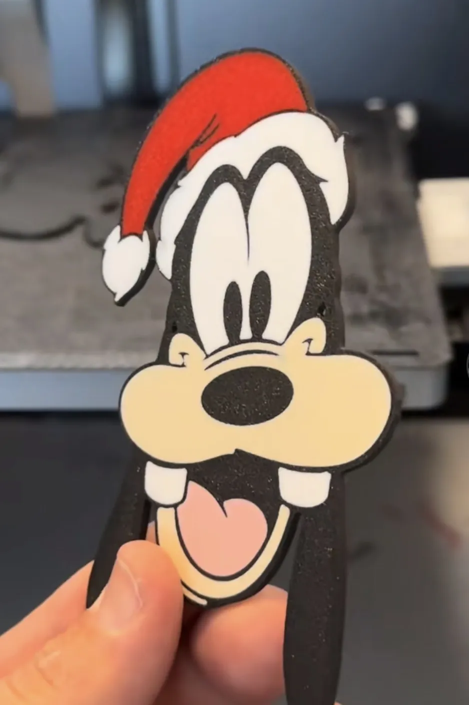 Disney Holiday Magnets - Free 3D Print Model - MakerWorld