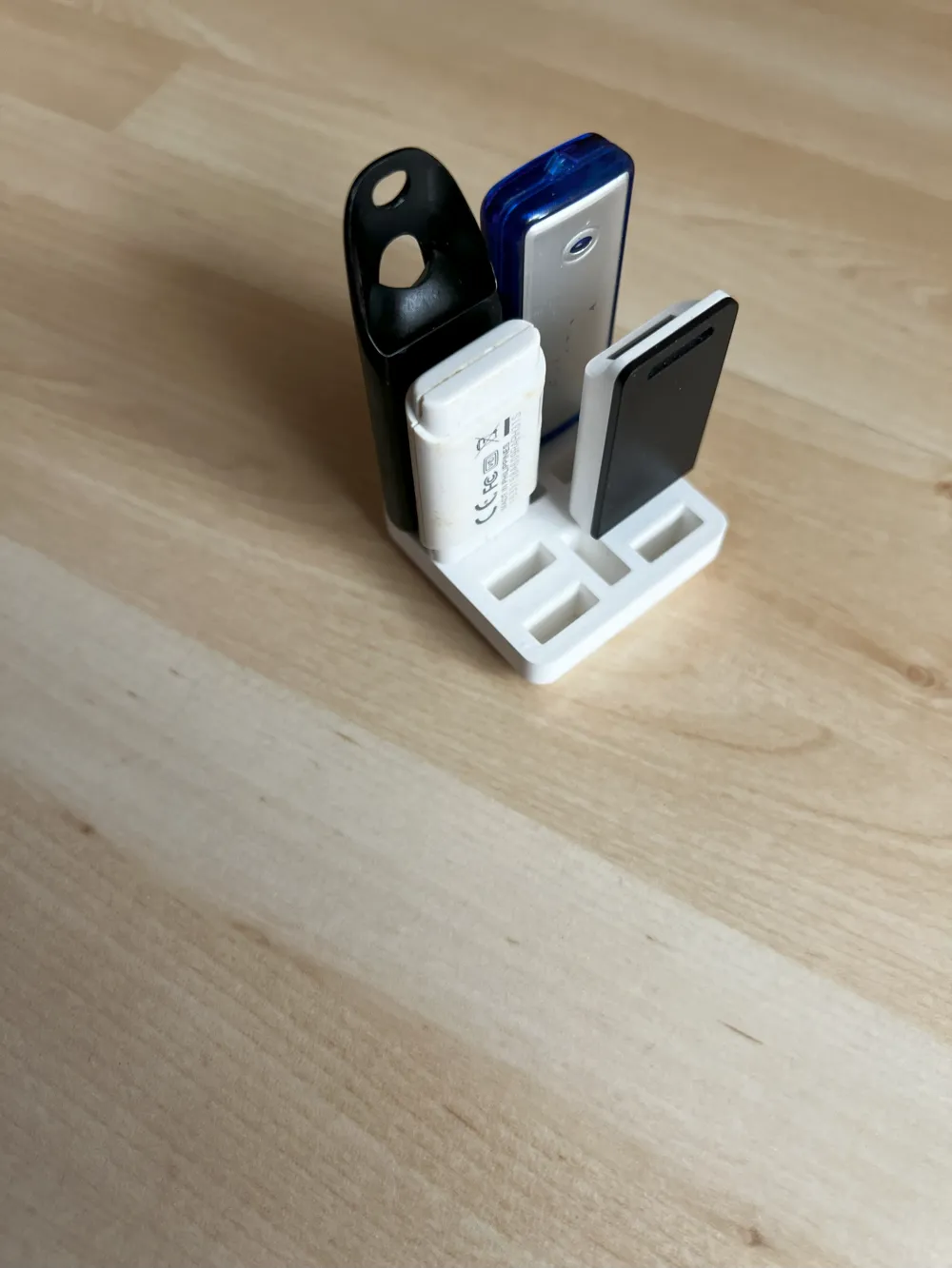 Gridfinity - USB Holder - Free 3D Print Model - MakerWorld
