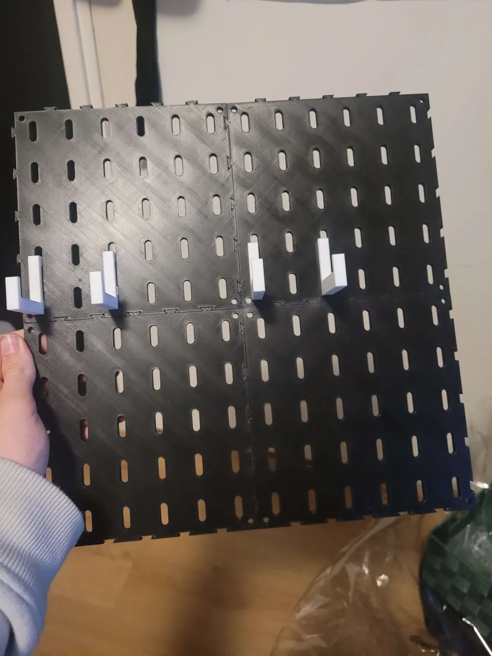 Expandable Pegboard - Free 3D Print Model - MakerWorld