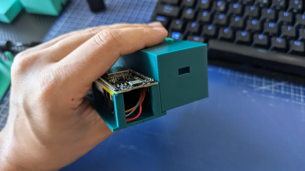 BambuFlag ESP32 servo notification system for X1C by avaloonunder - MakerWorld