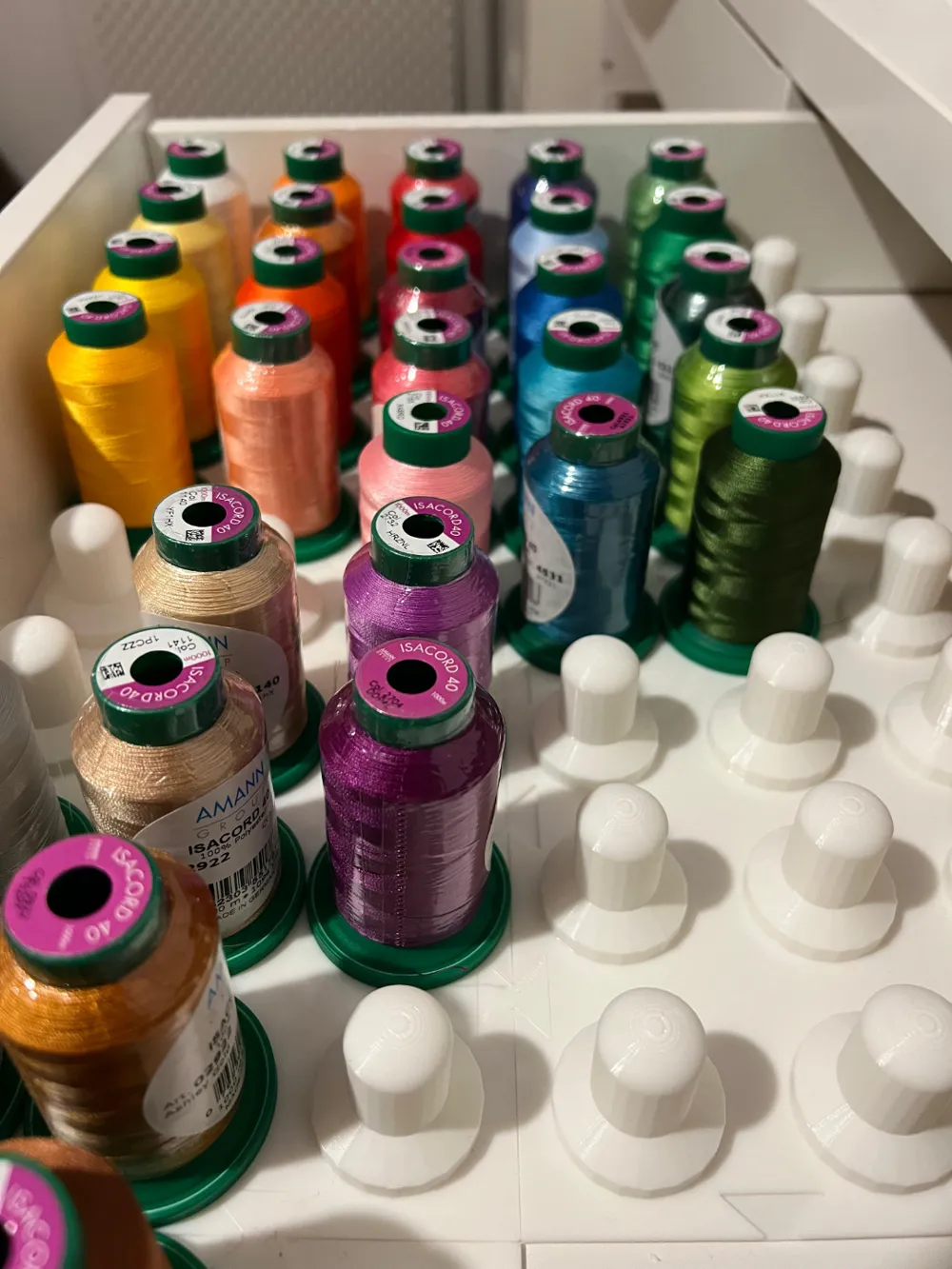 Embroidery Isacord thread stand by jorritwiersmaMakerWorld: Download ...