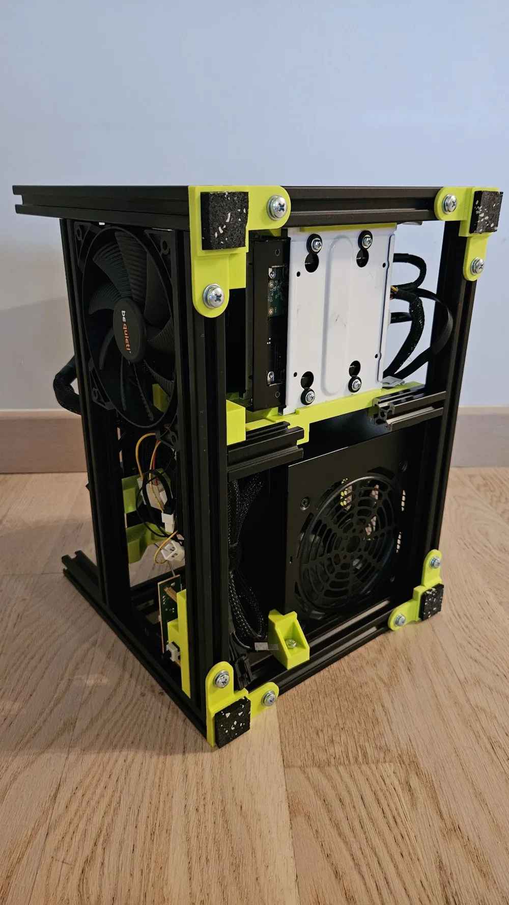 Micro ATX PC case with 2020 aluminium profiles by Tommy MakerWorld ...