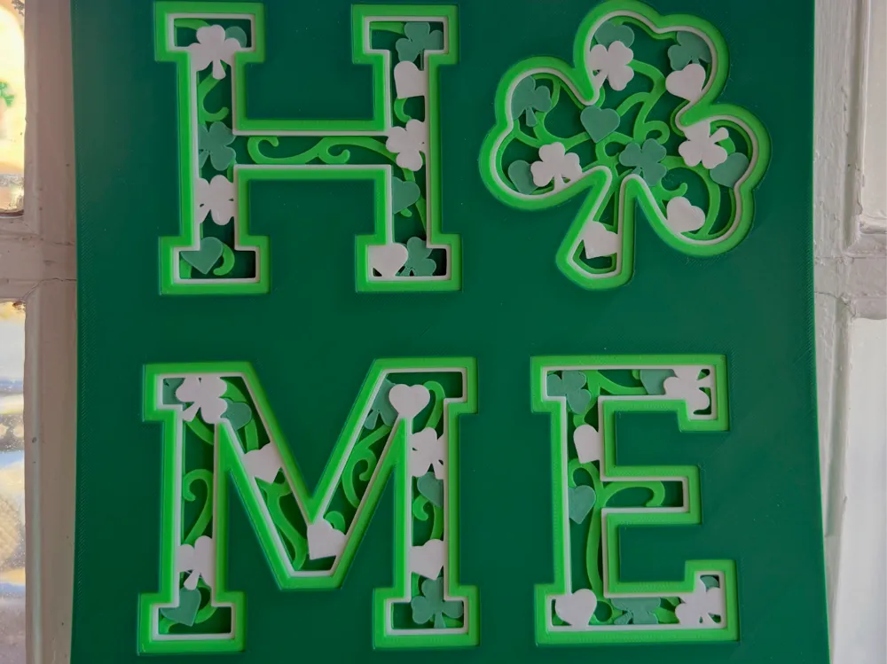 Shamrock HOME door sign by Exit56 - MakerWorld