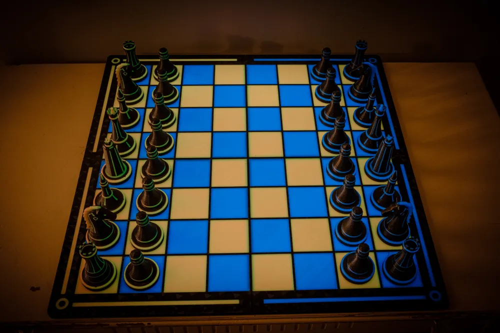 TRON themed Chess Set by CreeaFabra MakerWorld: Download Free 3D Models