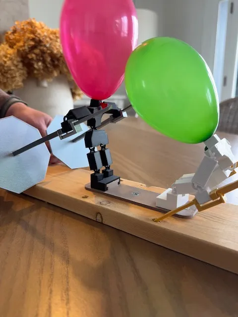 Robot Fight (Version 1) - Free 3D Print Model - MakerWorld