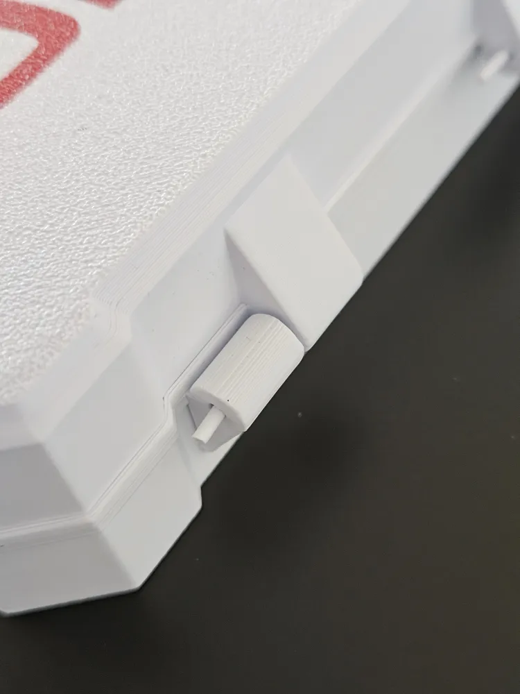 Box with sliding latch - Free 3D Print Model - MakerWorld