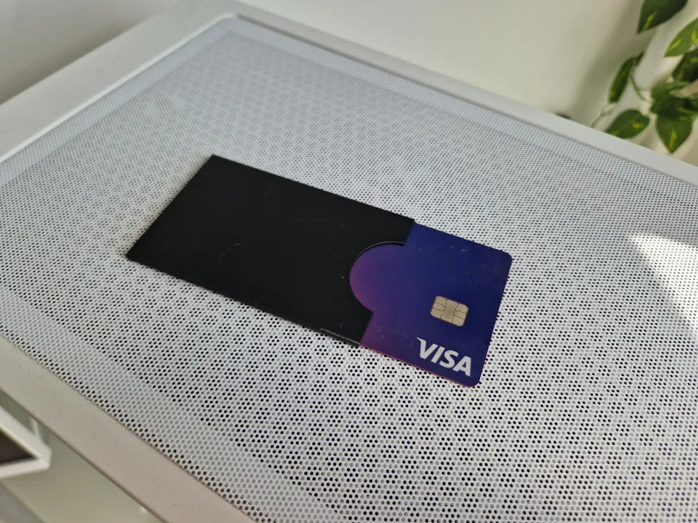 Credit Card/ID Card - Cover/case - Free 3D Print Model - MakerWorld