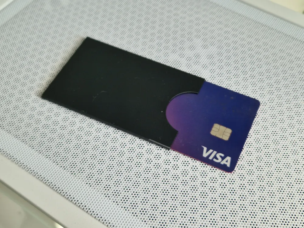 Credit Card/ID Card - Cover/case - Free 3D Print Model - MakerWorld