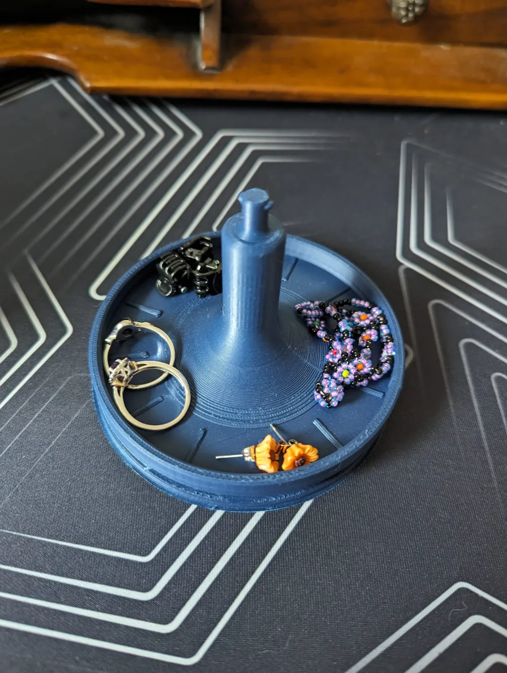 Spinning Roulette Desk Organiser- Fully 3d Printed by GBCreative ...