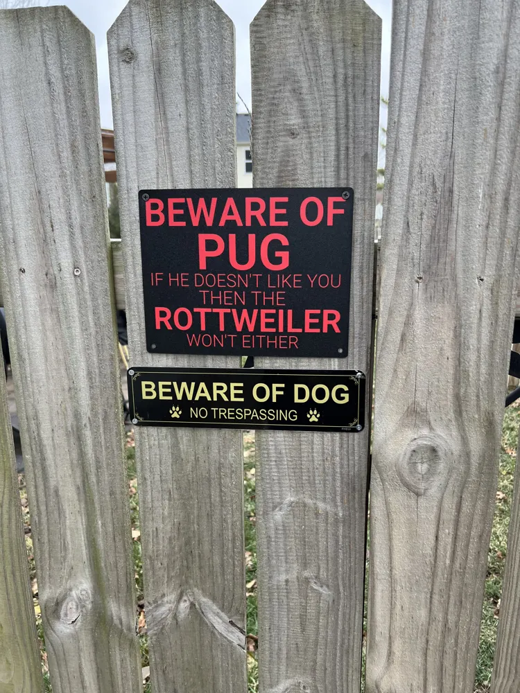 Lustiges Hundeschild - Vorsicht vor Mops / Rottweiler – Kostenloses 3D ...