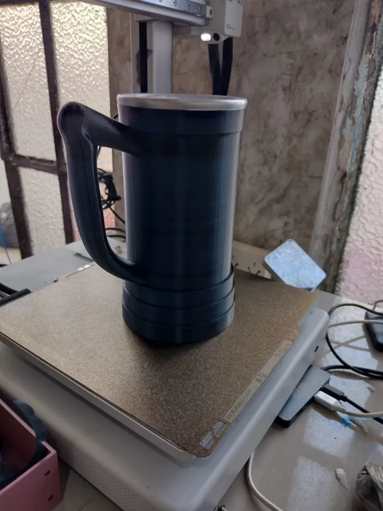 Beer Mug / Can Holder for 1 Liter Can -"no supports" - Free 3D Print ...