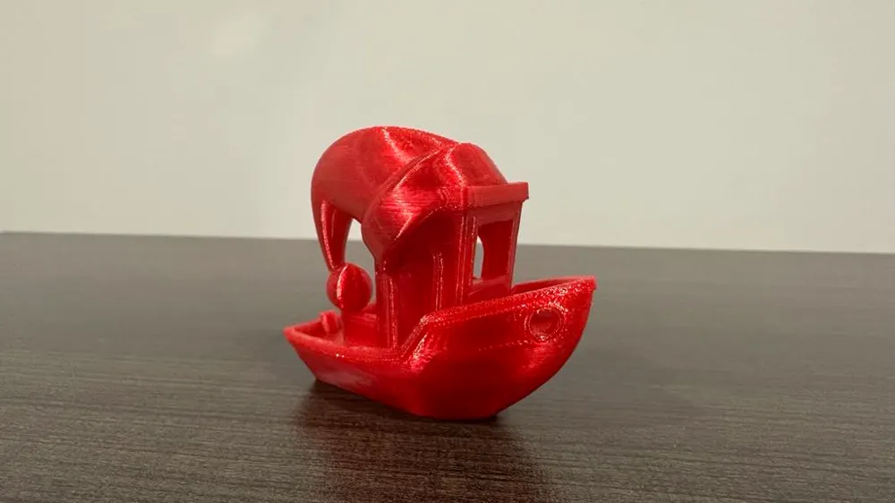 3D Benchy with Santa Claus Hat - AAG Remixed by AAG3D - MakerWorld