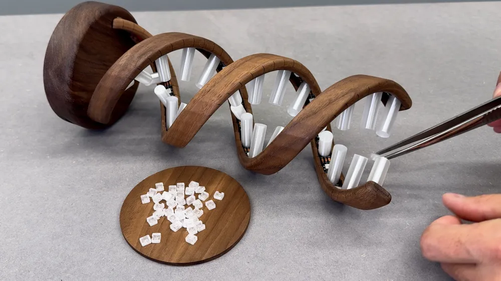 Transparent bars for LED strip DNA lamp by Well Done Tips - MakerWorld