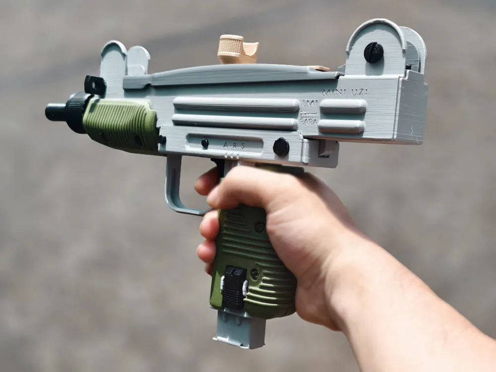 uzi mini submachine gun toy pistol - Free 3D Print Model - MakerWorld