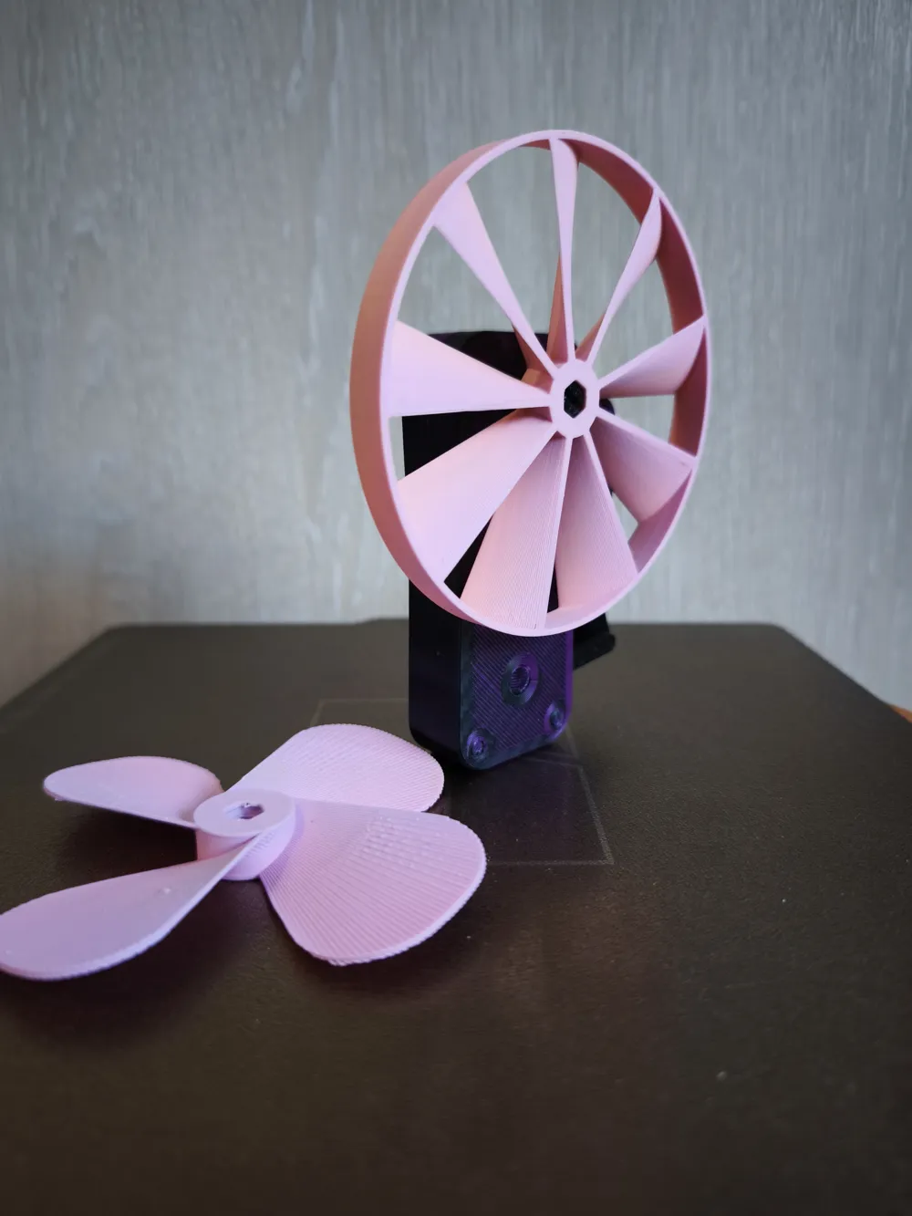 Hand-Powered Mechanical Fan — 3D Printable Project - Free 3D Print ...