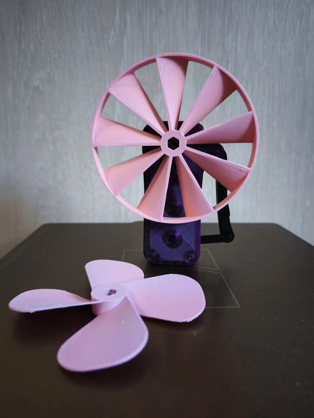 Hand-Powered Mechanical Fan — 3D Printable Project - Free 3D Print ...