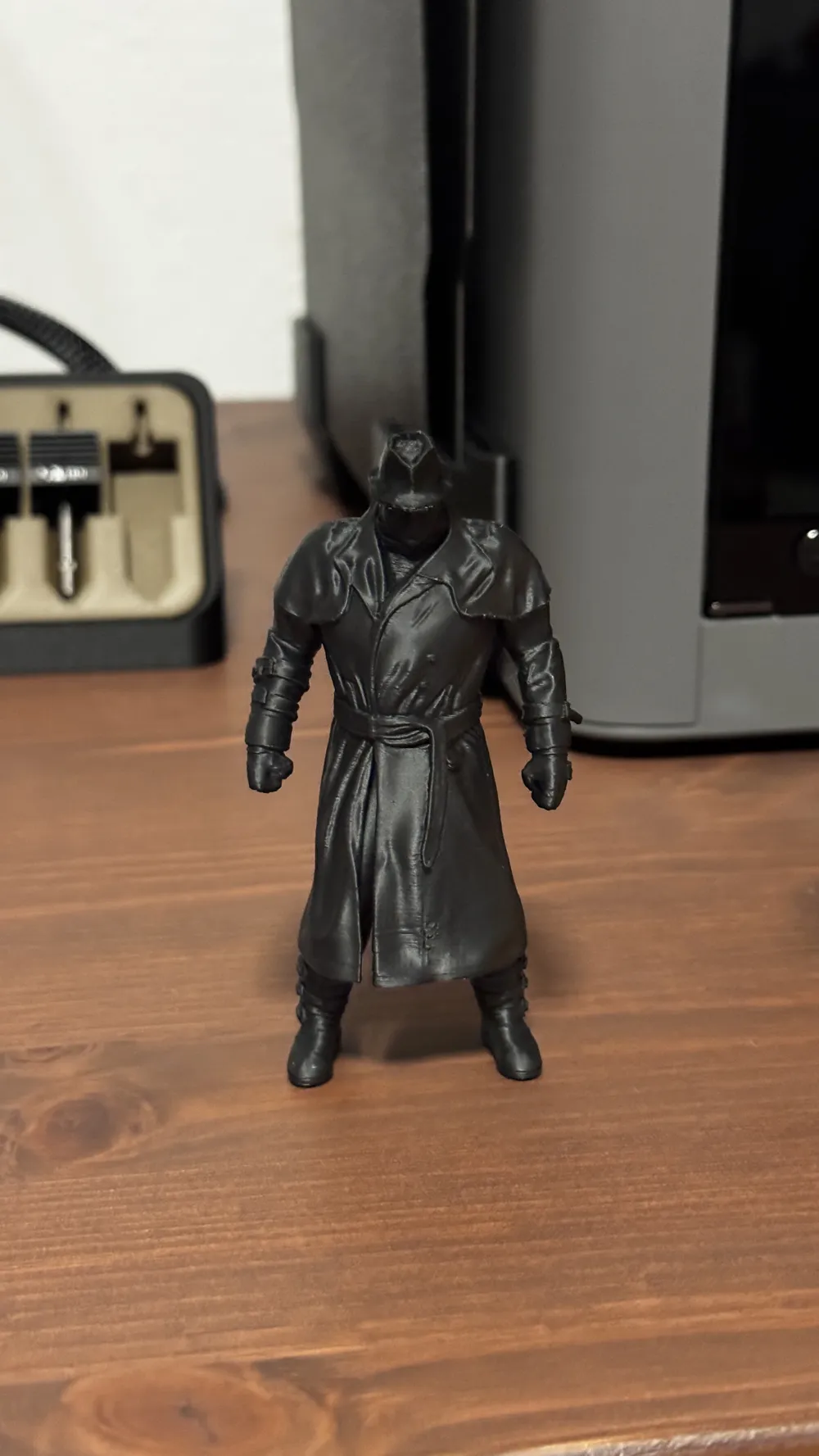 Resident Evil Mr.X - Free 3D Print Model - MakerWorld