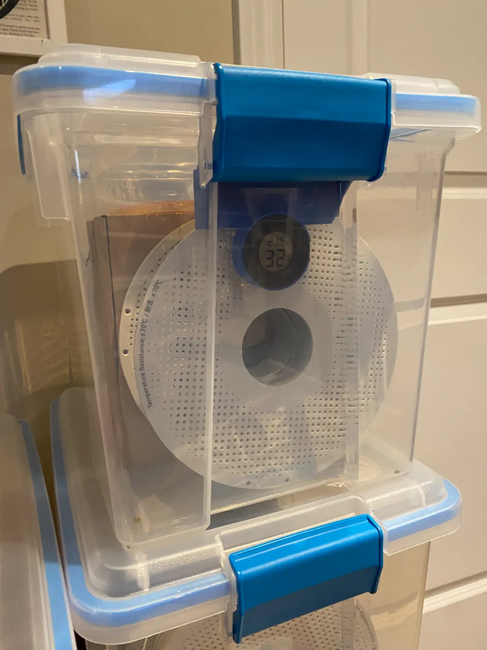 Drybox Hygrometer Mount—For Sterilite Gasket Box by jaoneill - MakerWorld