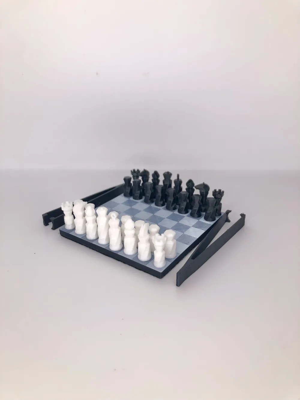 Mini magnetic chess set by I Love Printing MakerWorld: Download Free 3D ...