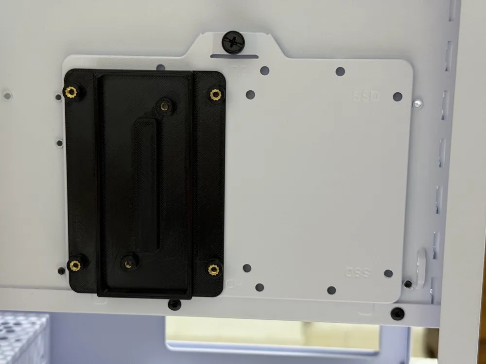 Adapter for Tempest ARGB PWM Controller to 2.5" by Zoilo Mora ...