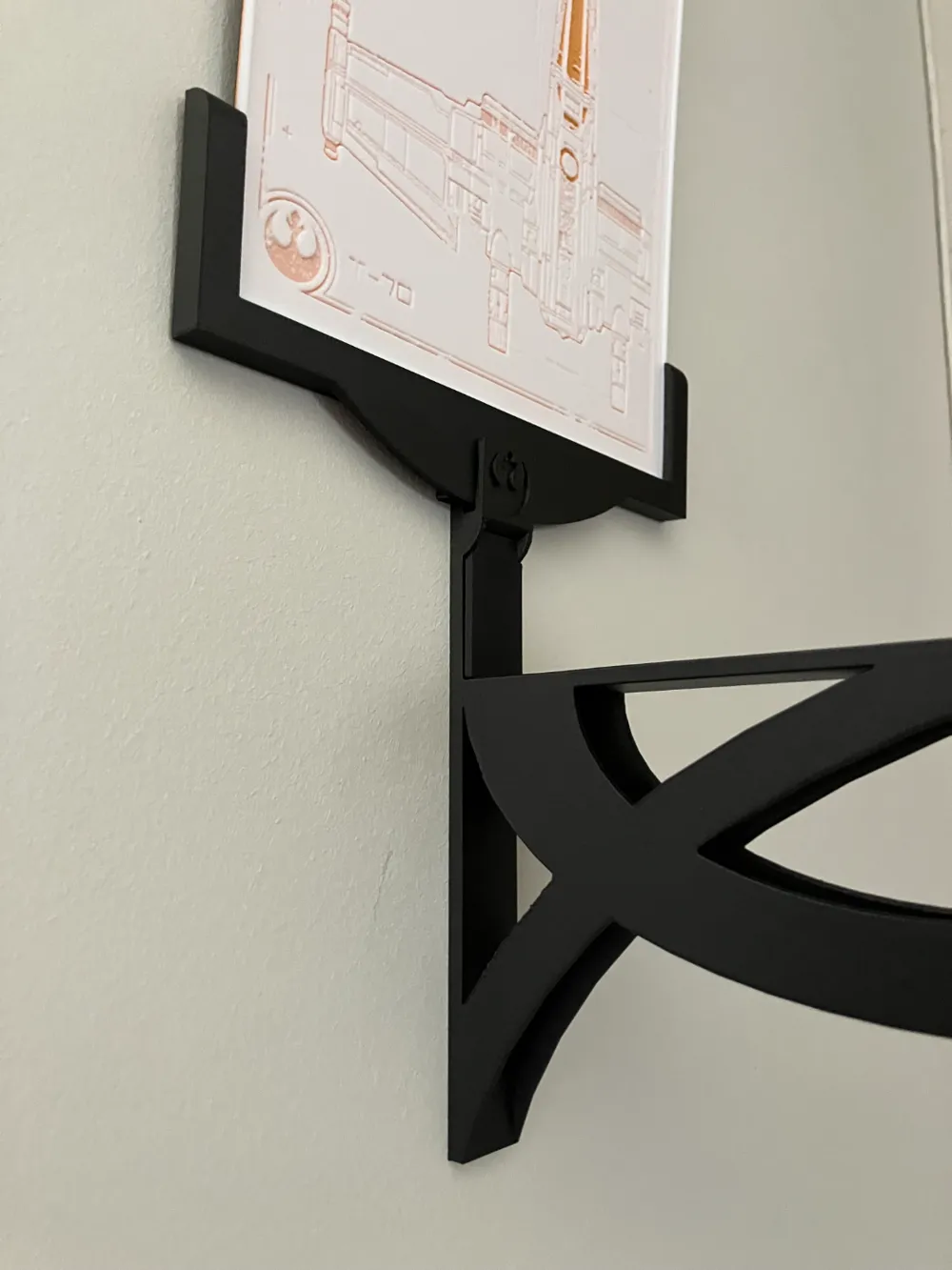 X-Wing 9493 Brick Model Wall Mount - Version 2 by RV42MakerWorld ...