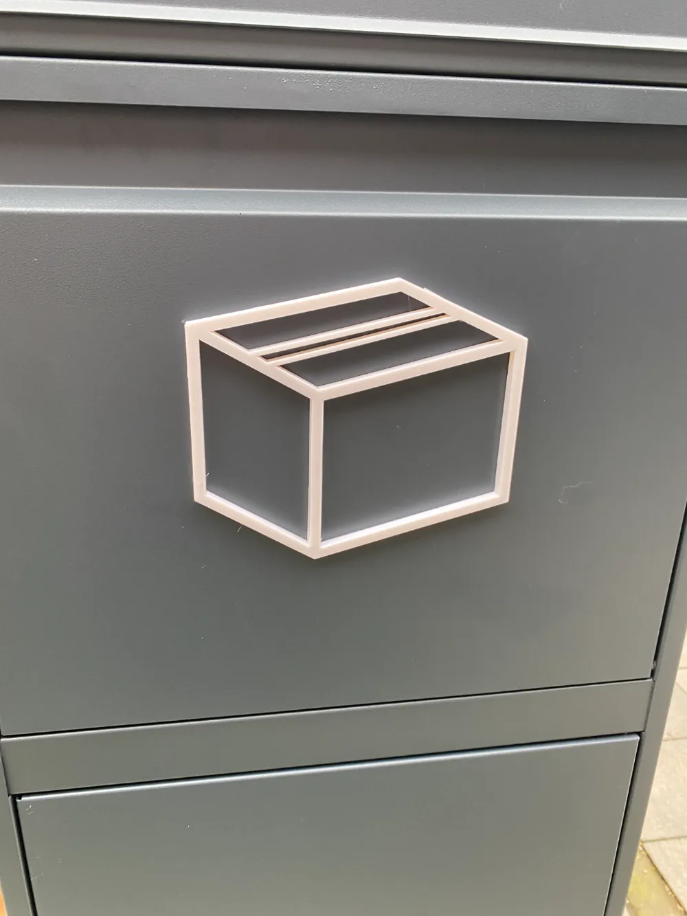 Minimalist Mailbox Package / Parcel Box icon by Locazer - MakerWorld