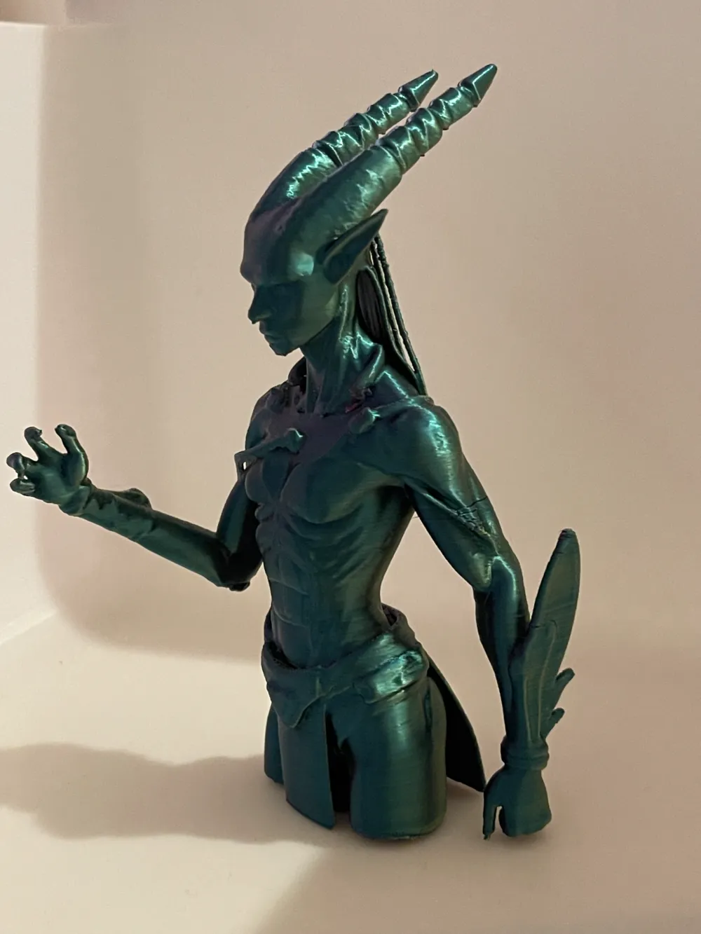 Avatar Mystique: Elegant Horned Figurine by Neoflix3d MakerWorld ...