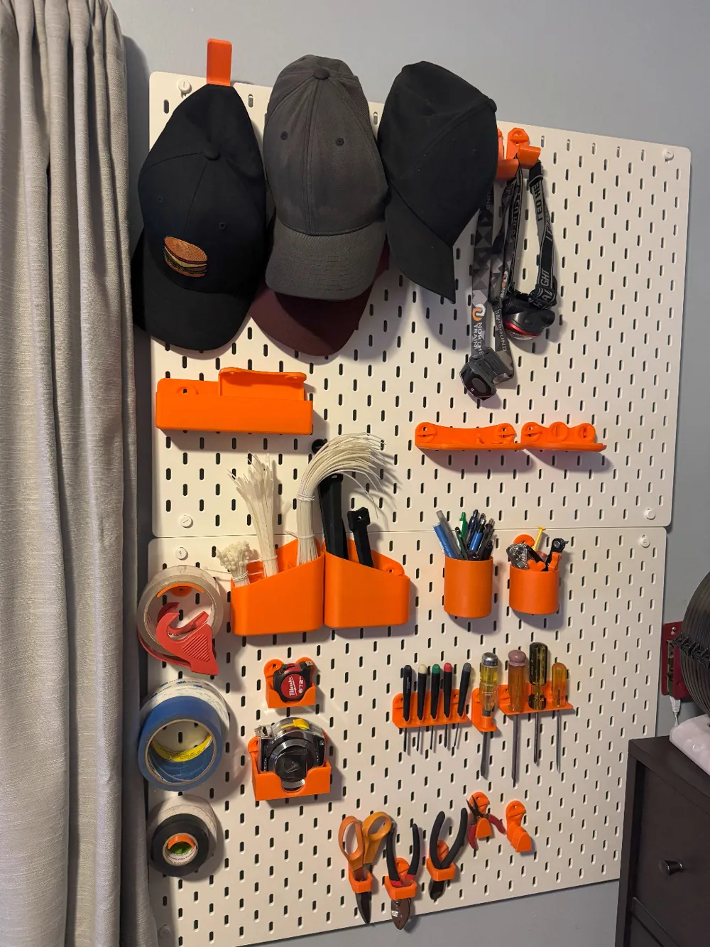 Skadis TClip - Measuring Tape Holders by RedWizard - MakerWorld