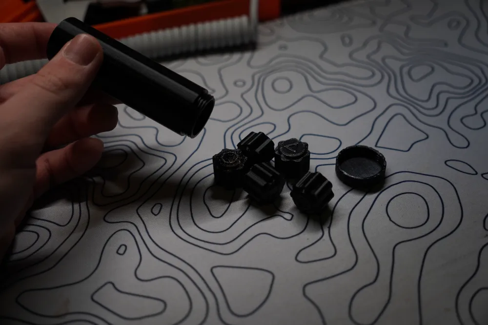 Squid Game 2 Gonggi - Travel Carry Box by BorgoTechSpace - MakerWorld