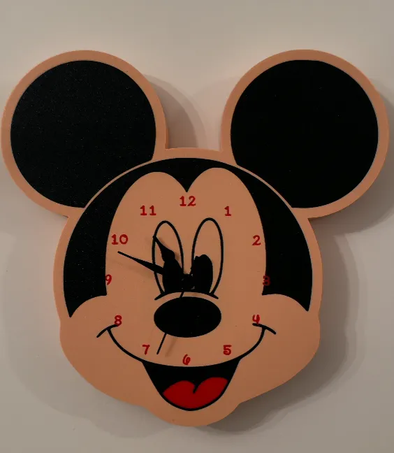 Mickey Mouse Clock by Carlos Mendes MakerWorld: Download Free 3D Models