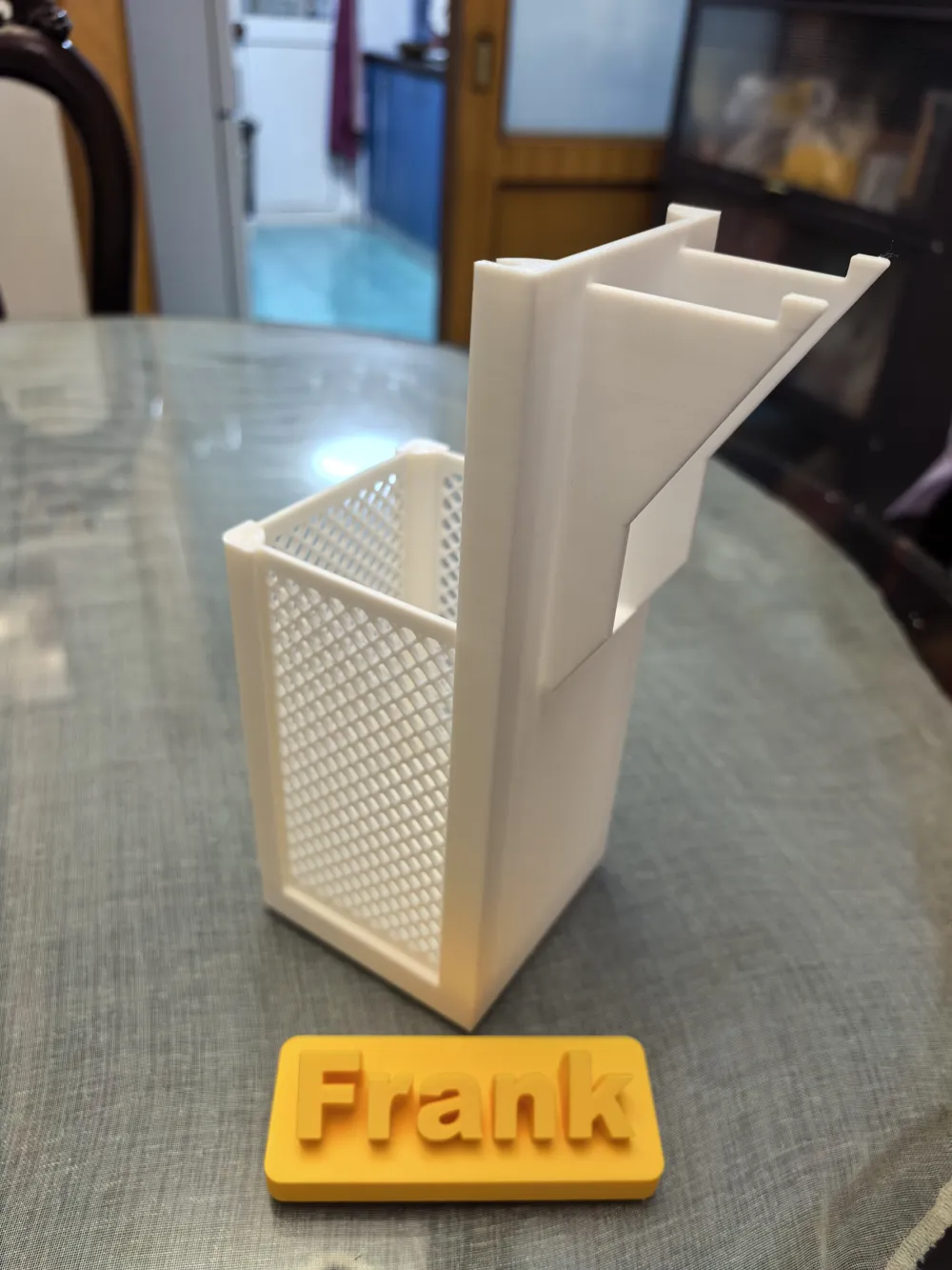 Bambu Lab P1 and X1 series printer exclusive filament catcher (Model ...