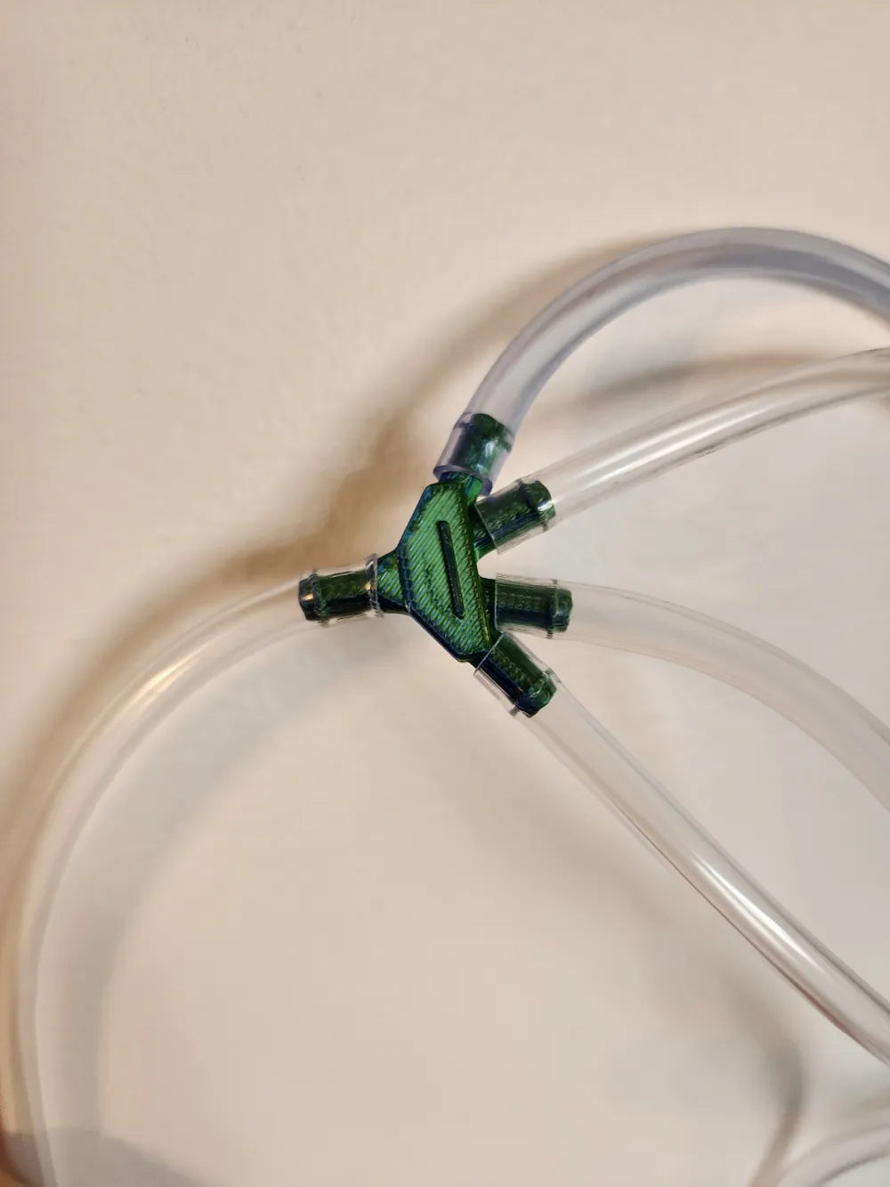 4 way splitter by GravyRobber MakerWorld: Download Free 3D Models