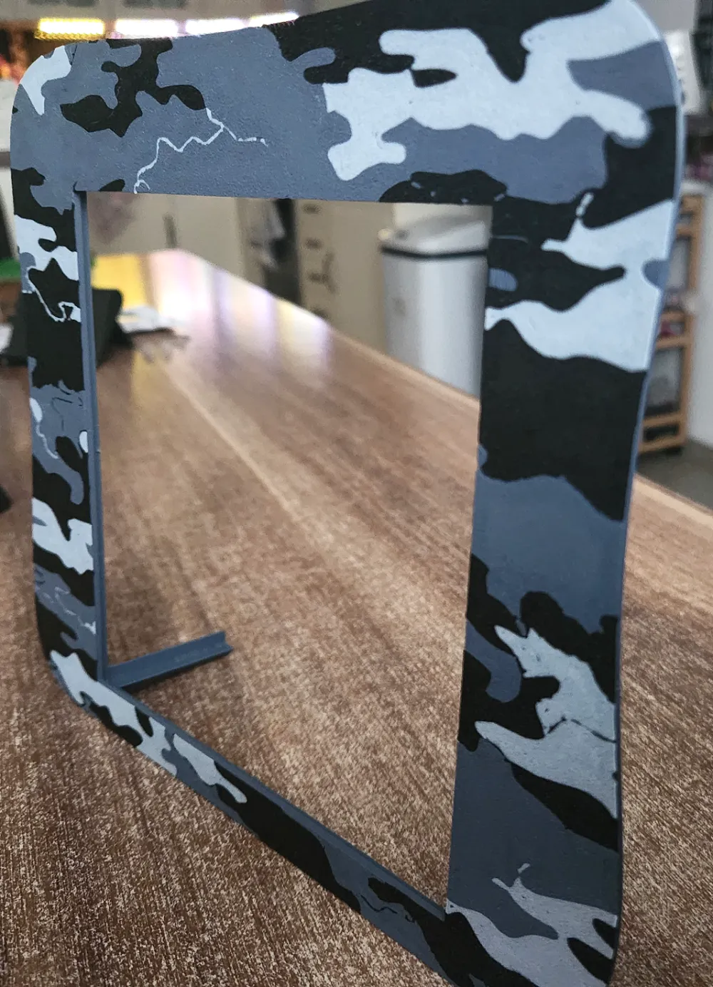 Hueforge Frame 150x150 Camouflage Picture Frame by Calipitter - MakerWorld