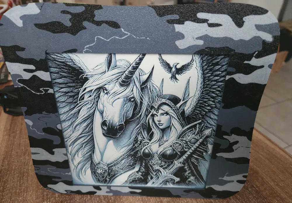 Hueforge Frame 150x150 Camouflage Picture Frame by Calipitter - MakerWorld