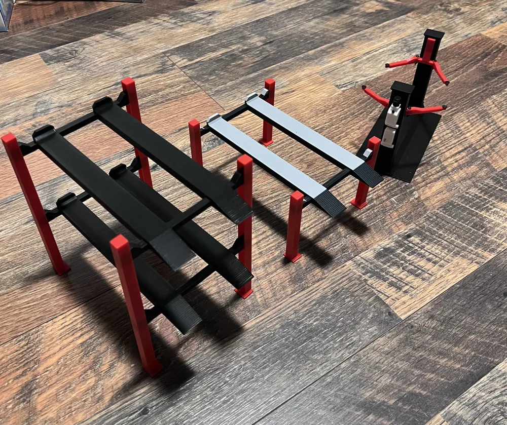 1:24 Scale Model Car 4-Post Lift – AMS Compatible - Free 3D Print Model - MakerWorld